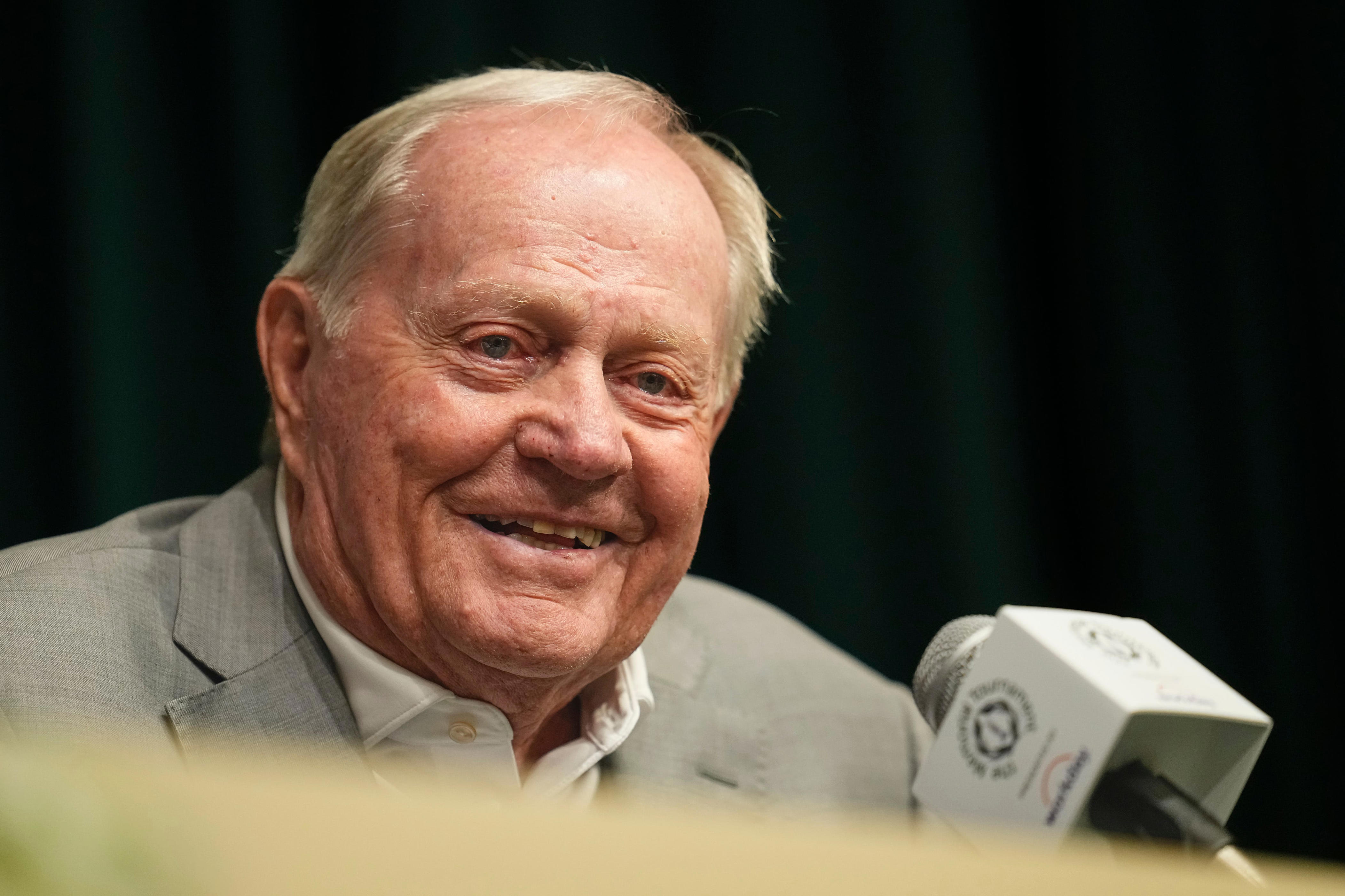 Jack Nicklaus wins bankruptcy court approval to get back his brand