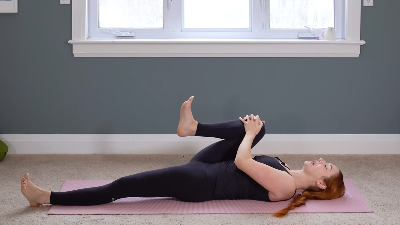 20 minute morning yoga stretch to start your day