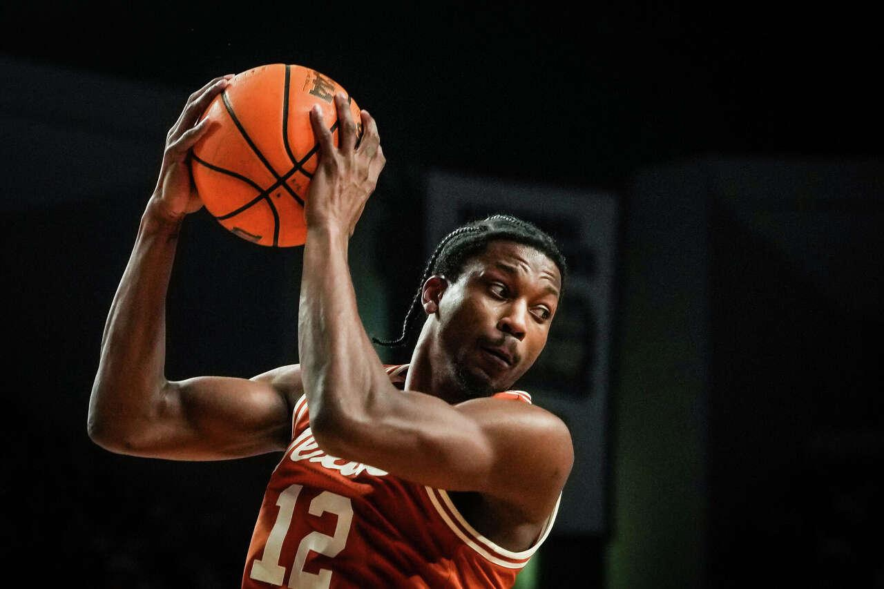 Texas vs Oklahoma: Live updates, TV/streaming info for SEC game