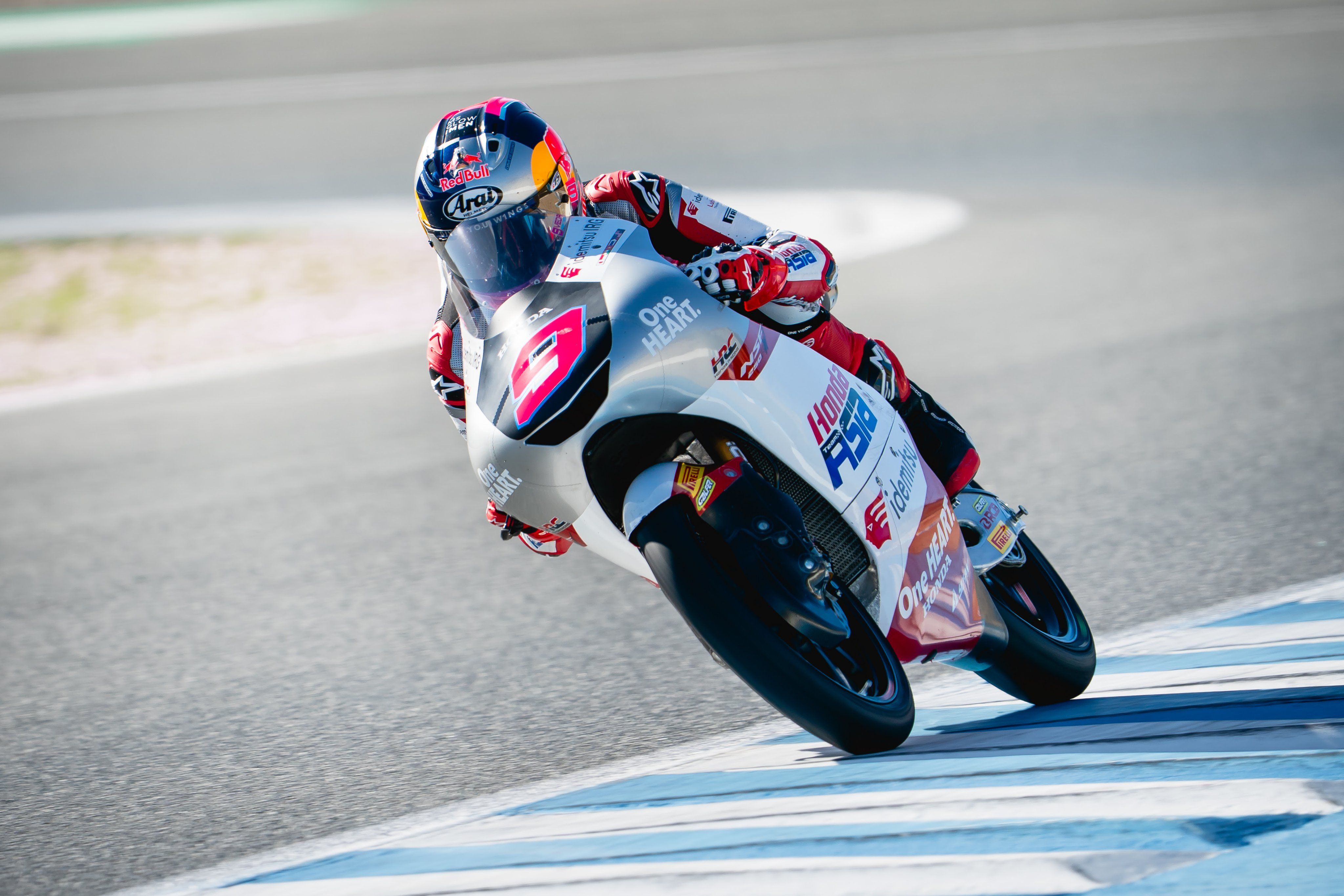 Hasil Moto3 Thailand 2026, Veda Ega kejar podium hingga lap terakhir