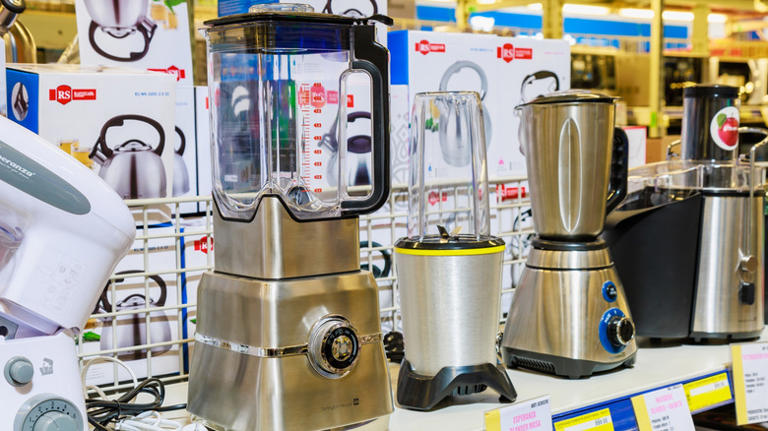 Lowe's vs Best Buy: Which is the better store for kitchen appliances?
