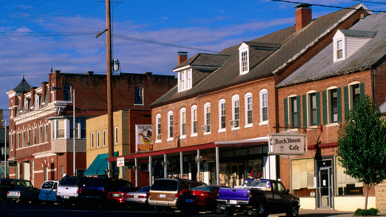 Picturesque small towns in America travelers can reach by train