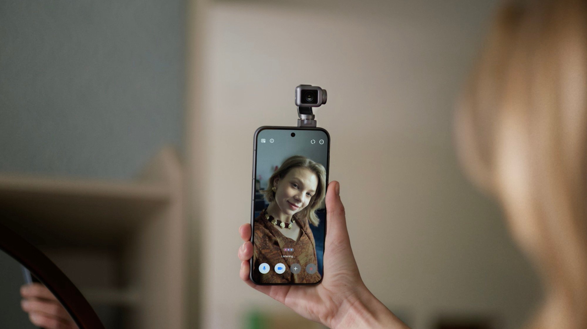 China’s Honor debuts robot phone and humanoid companion in push into AI ...