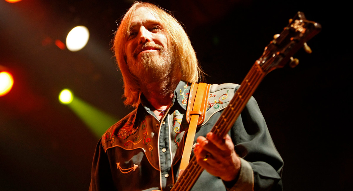 Rock & Roll Hall of Famer Tom Petty honored with special INDYCAR livery ...
