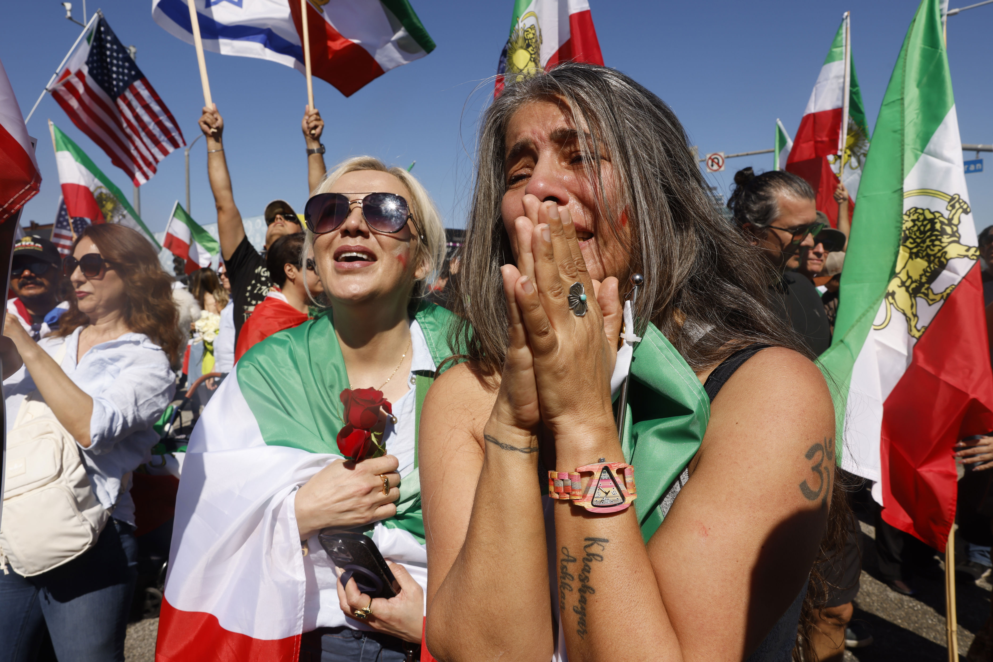 Thousands of Iranian-Americans descend on LA for second day of ...