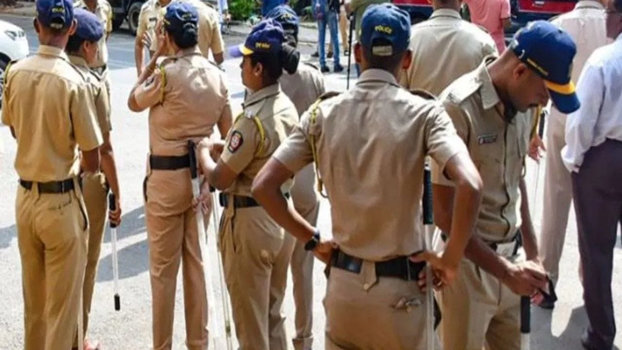 6 police trainees face action after viral reel in uniform sparks ...