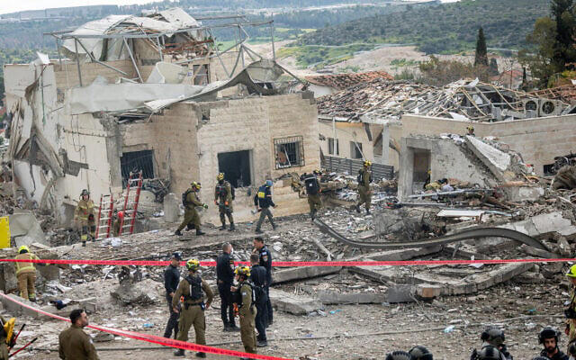 9 killed as Iranian missile destroys synagogue, smashes bomb shelter in ...