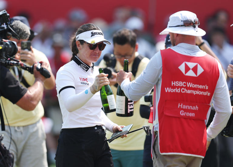 Hannah Green wins HSBC in Singapore with husband subbing as caddie