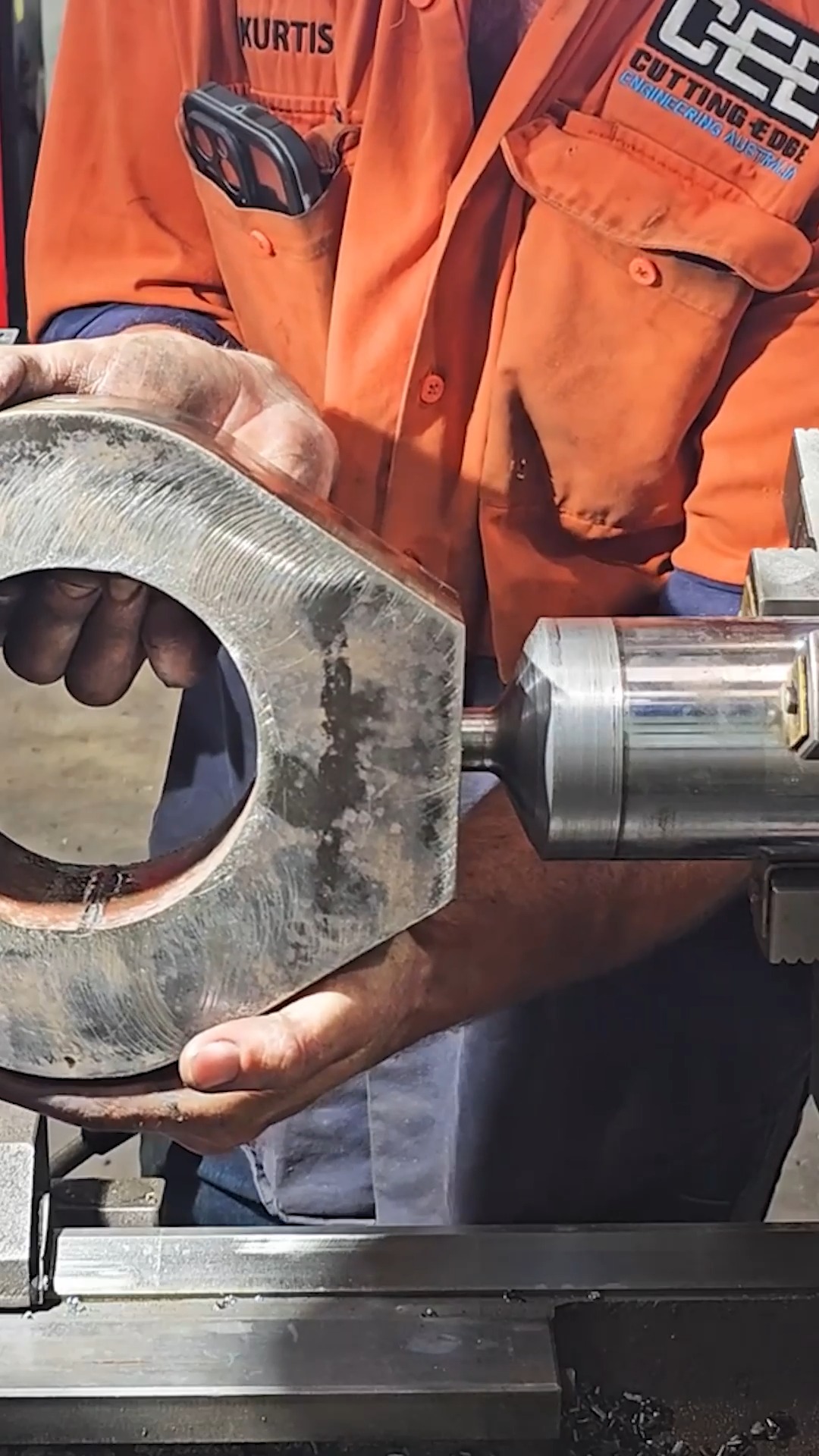 Broken cylinder eye gets a makeover