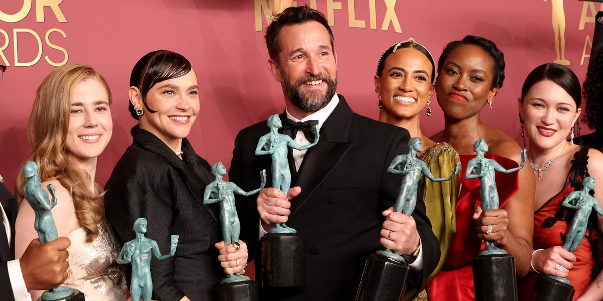 ‘The Pitt’ stars celebrate winning best ensemble in a drama series at ...