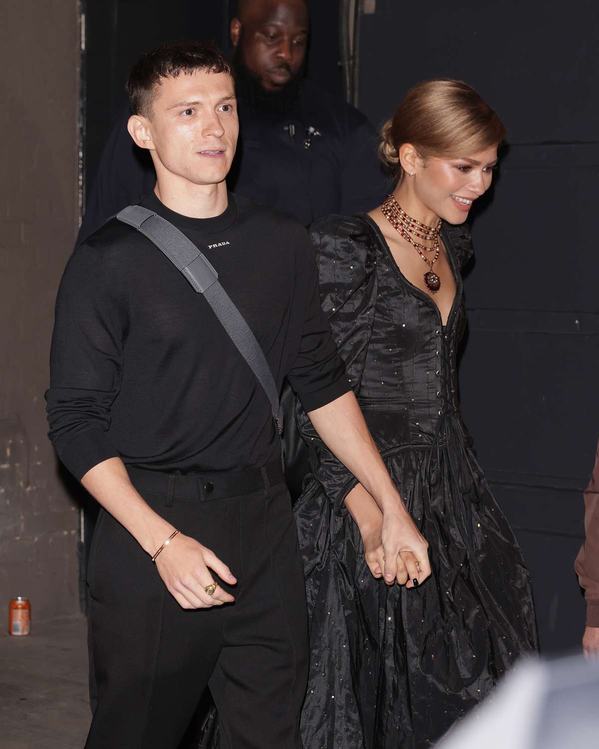 Zendaya seemingly pairs engagement ring with wedding band at Oscars ...
