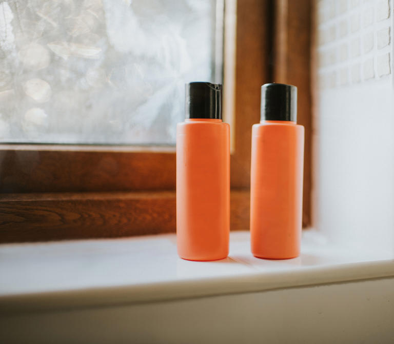 People are sharing the weird habits they adopted as a kid that they ...