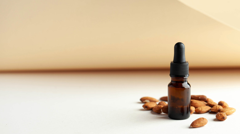 10 vanilla extract substitutes that taste like the real thing