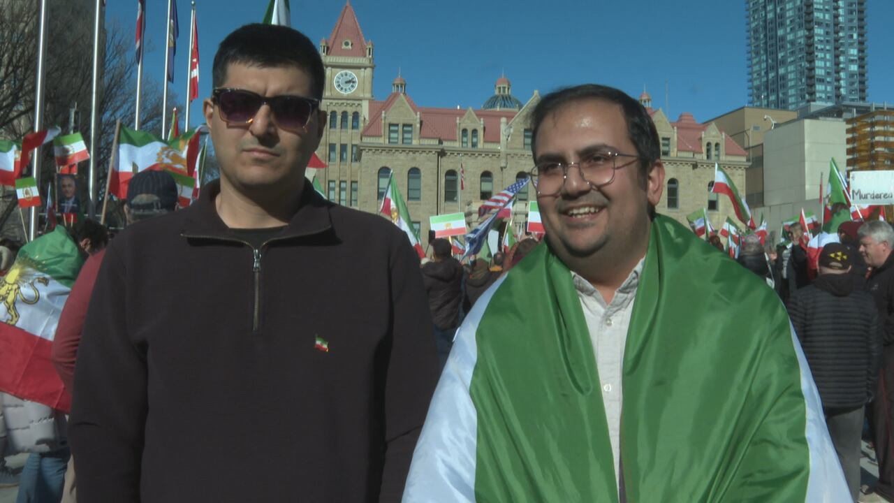 Calgary Iranians call for regime change at downtown rally, while others ...