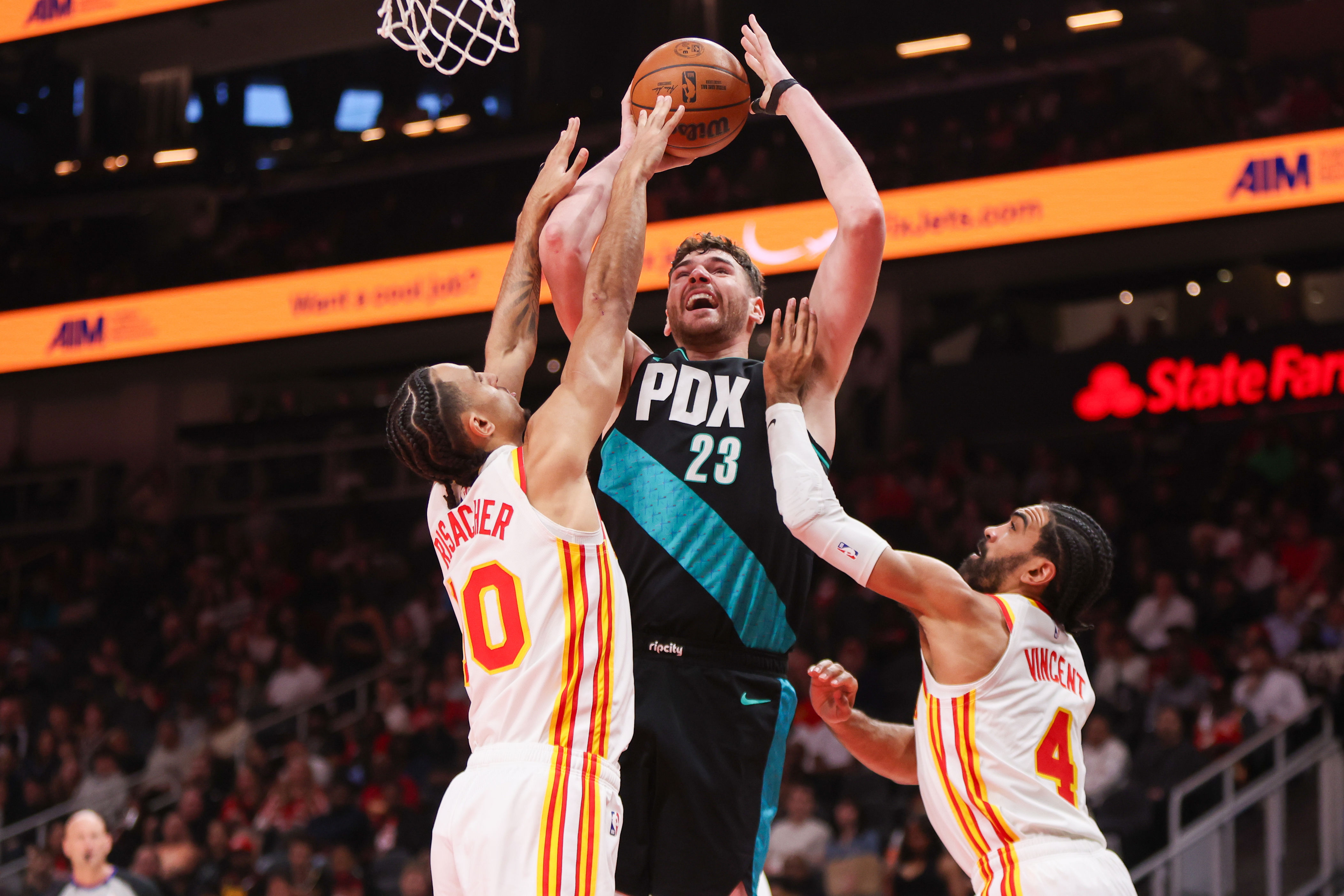 Blazers can't stop Hawks, lose by 34