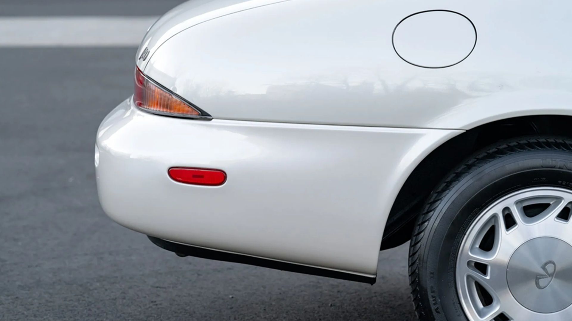 Infiniti J30: A luxury sedan bargain at $10,000