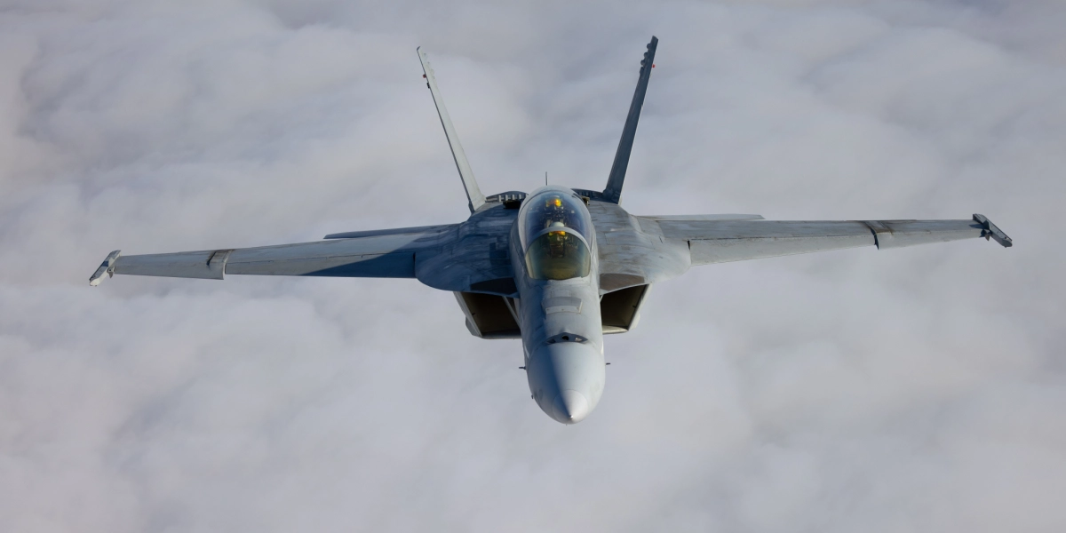 F-18’s collide mid-air at US Air Force show