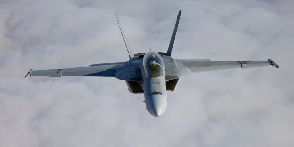 “Several” U.S. military aircraft crash in Kuwait, video shows plane ...