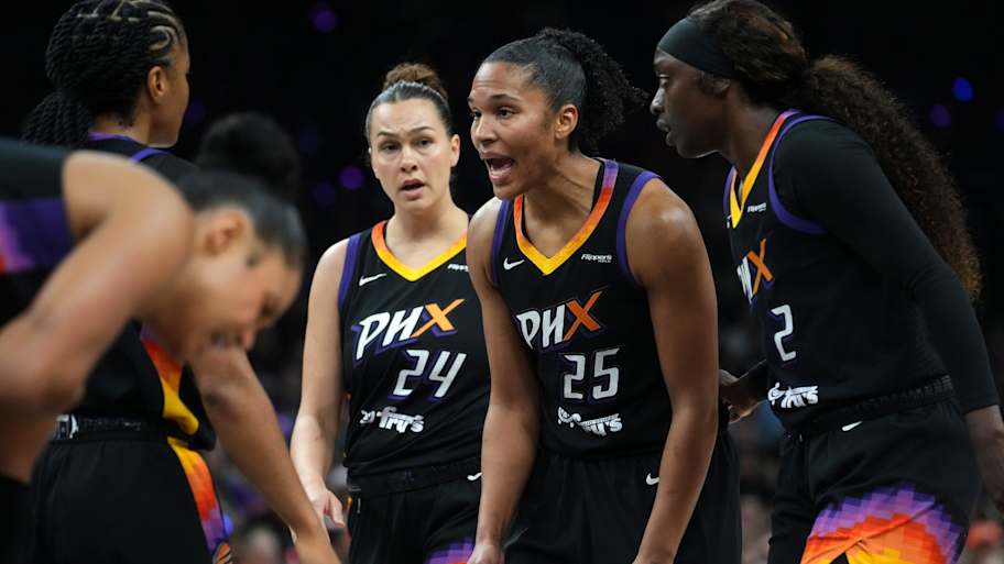 Phoenix's stars shine in unrivaled playoff games