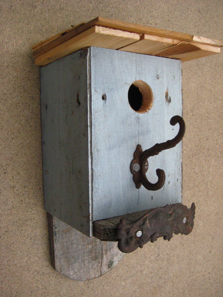 8 unusual antiques that draw more birds than the average birdhouse