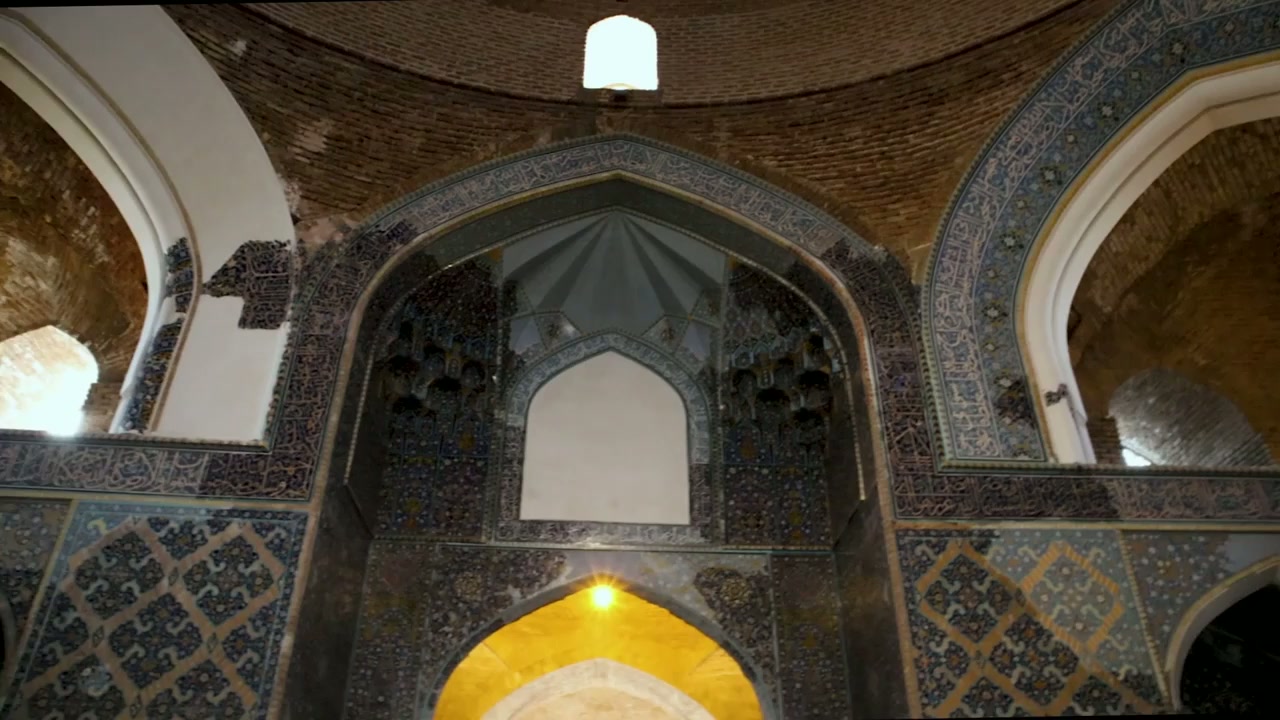 Tabriz, Iran: Drone reveals the capital of East Azerbaijan Province