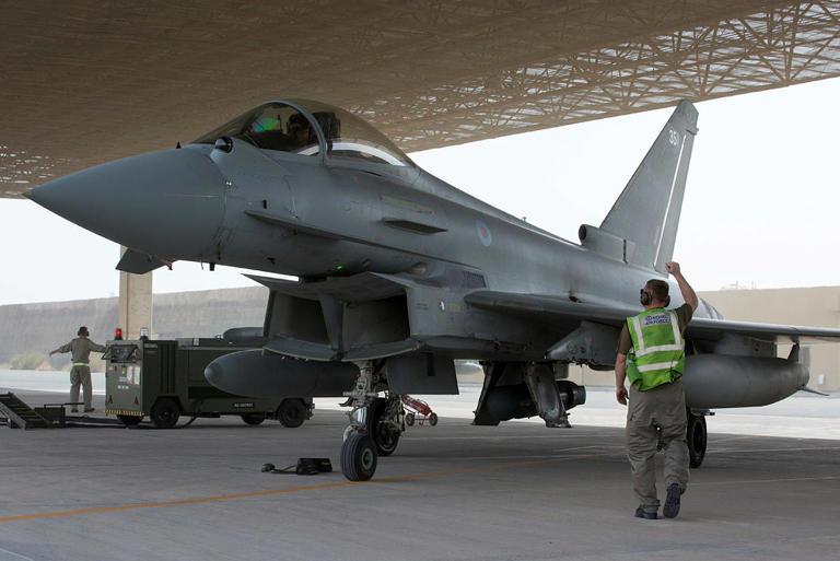 Where are the US military bases in the Middle East?
