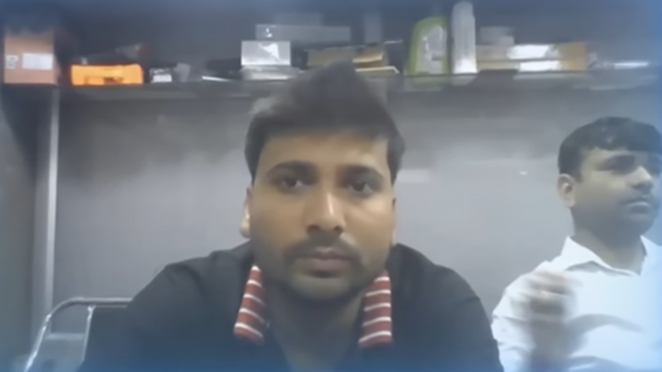 Meet the world's dumbest scammer