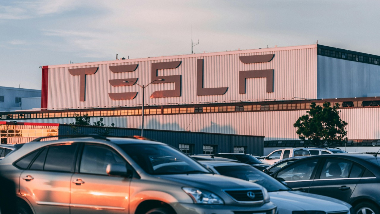 Report says Tesla paid $0 in US federal income tax in 2025