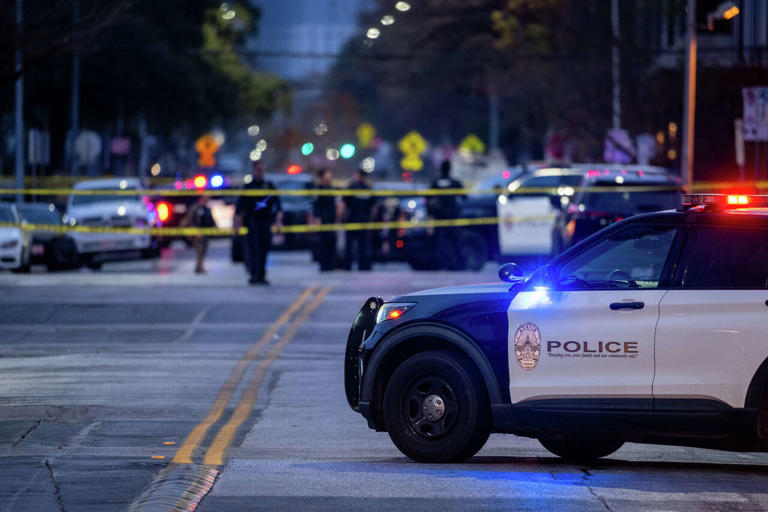 A timeline of the deadly mass shooting in Austin's West Sixth Street