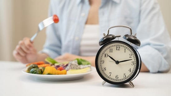 Can fasting improve brain health? Neurologist shares what happens when ...
