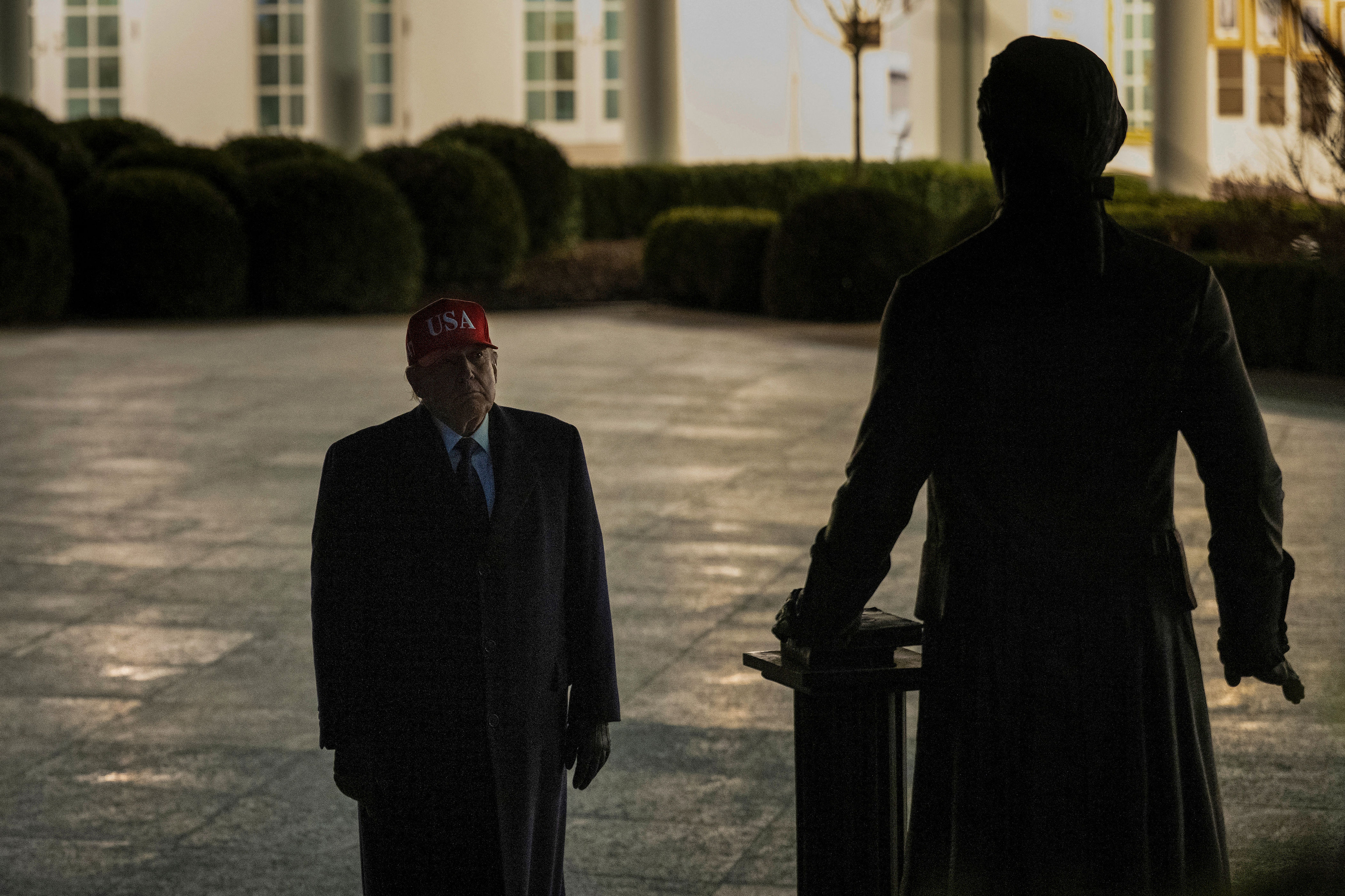 Trump unveils "unbelievable statues" in White House Rose Garden