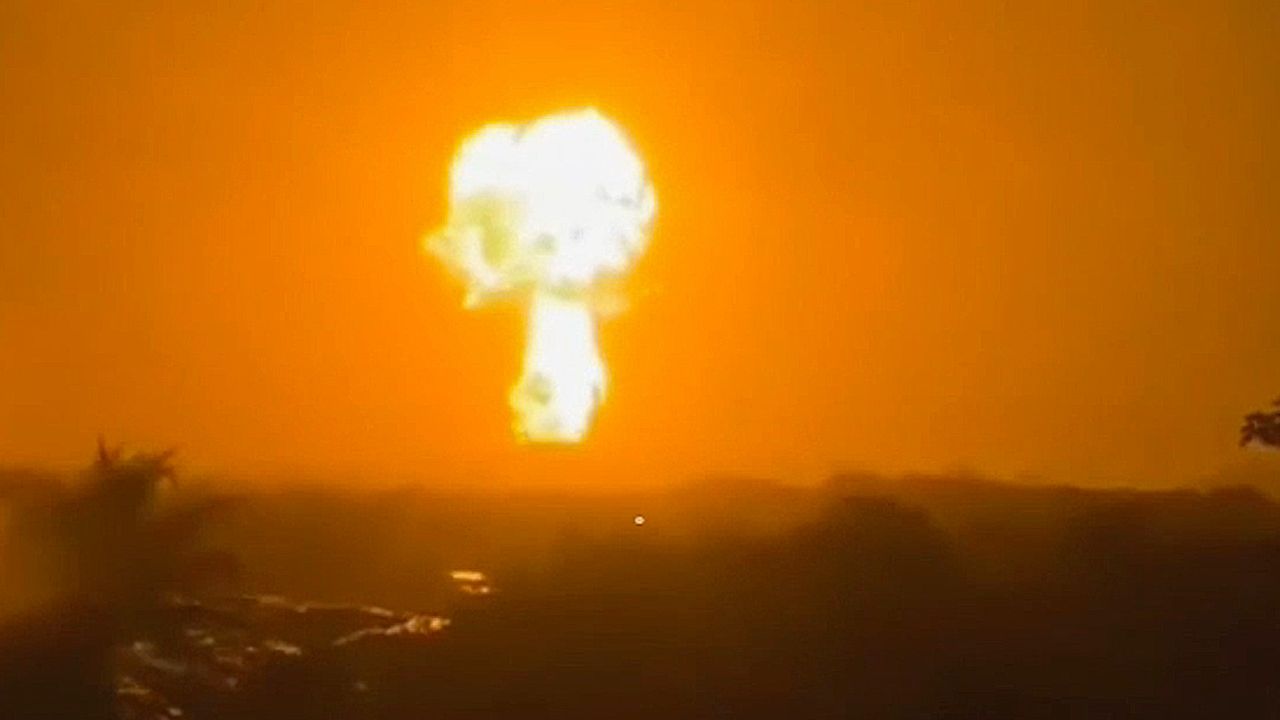 'Mud volcano' erupts in massive explosion in Colombia