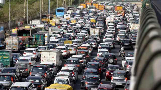 Alternate routes to take with road closure at US consulate