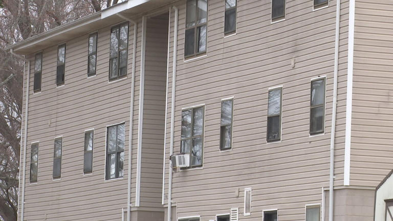 Residents told to leave Long View apartments over safety concerns