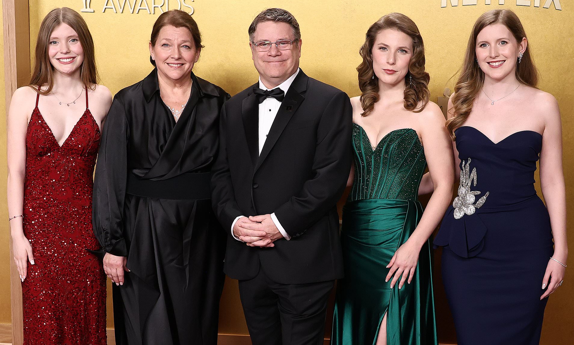 Lord of the Rings actor Sean Astin poses for very rare photo with his ...