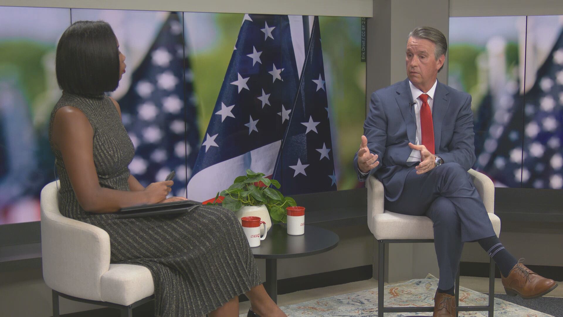 Congressman Moore visits Dothan, touts tax cuts and weighs in on Iran ...