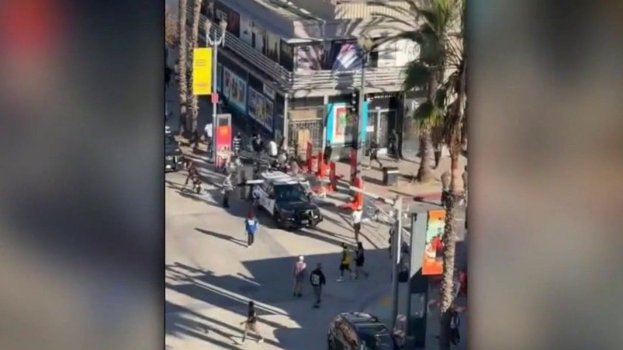 Long Beach shooting leaves 1 dead, 2 wounded; Marathon Burger says ...