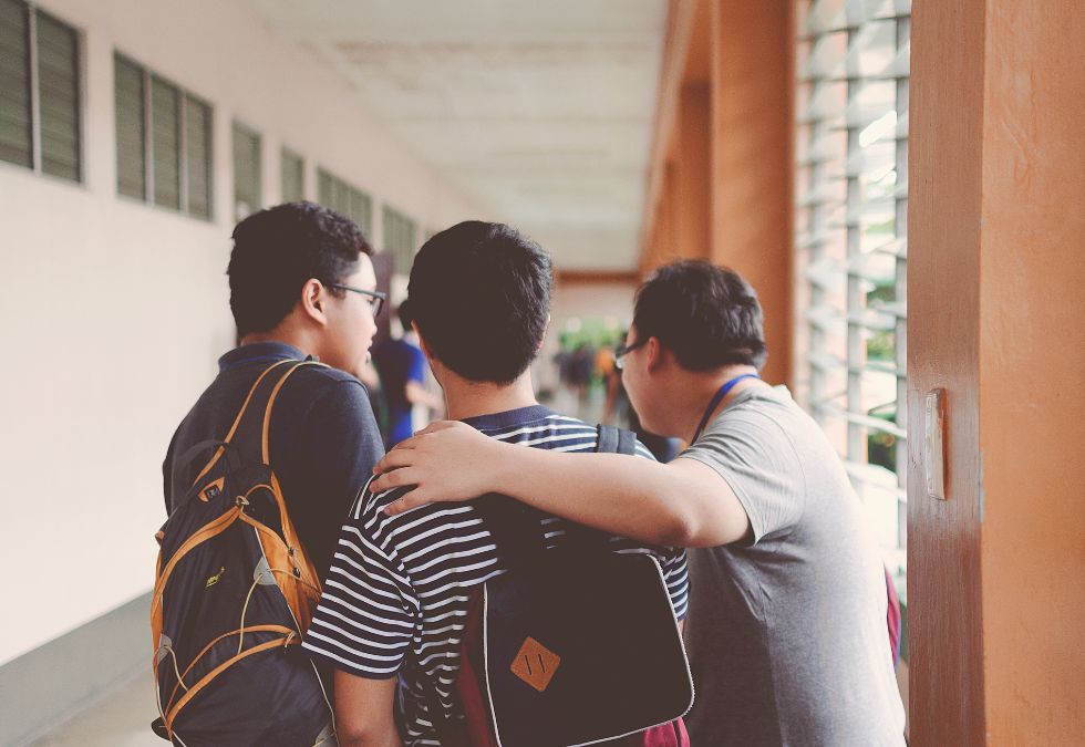 20 polite habits that actually annoy most people