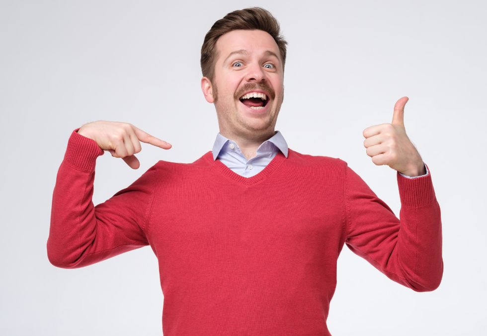 12 things that instantly make bragging backfire