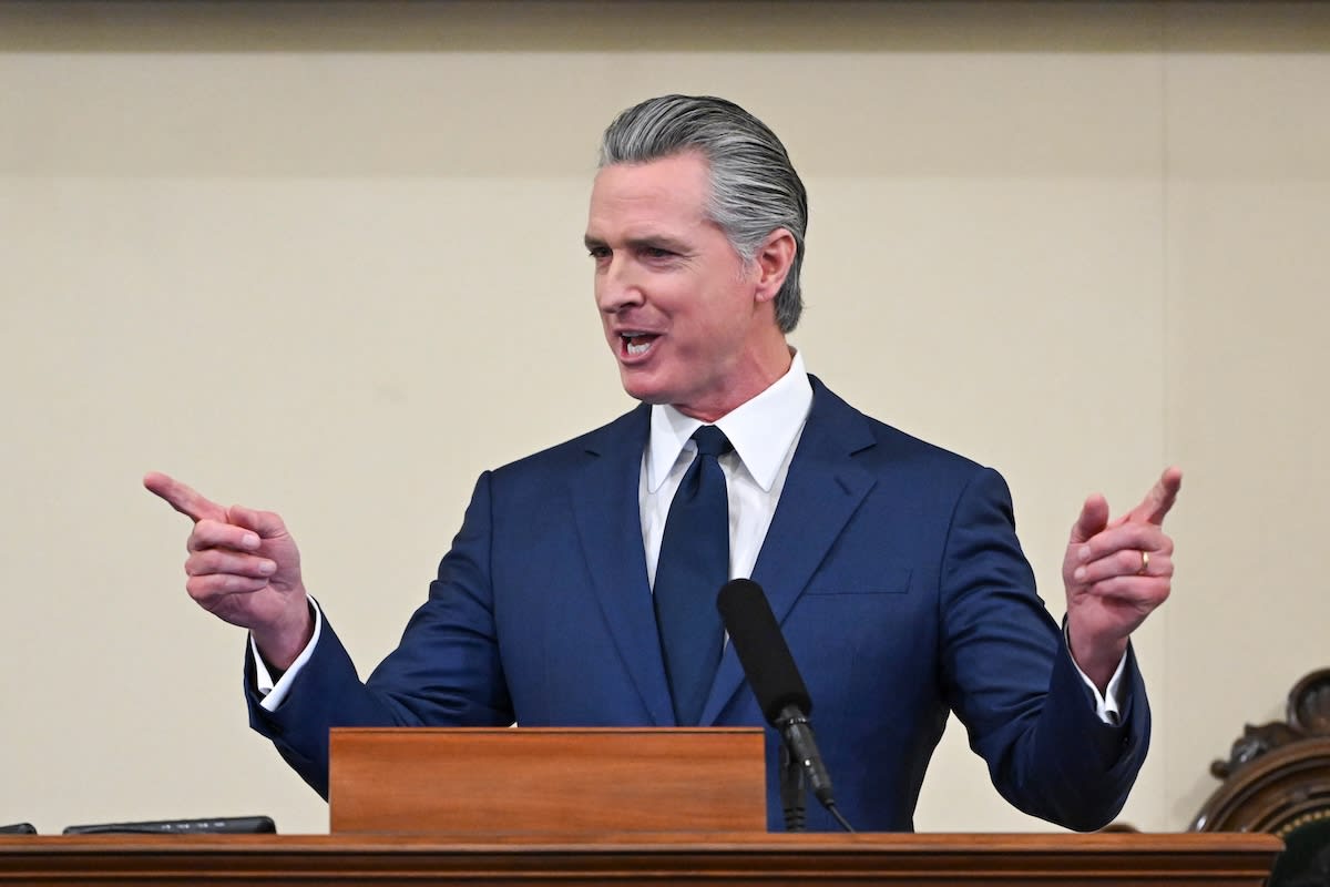 California budget proposal: More college funding, less middle-class ...