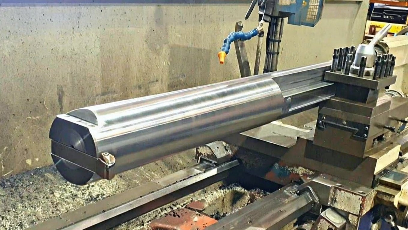 Custom boring bar for hard‑to‑reach gear face