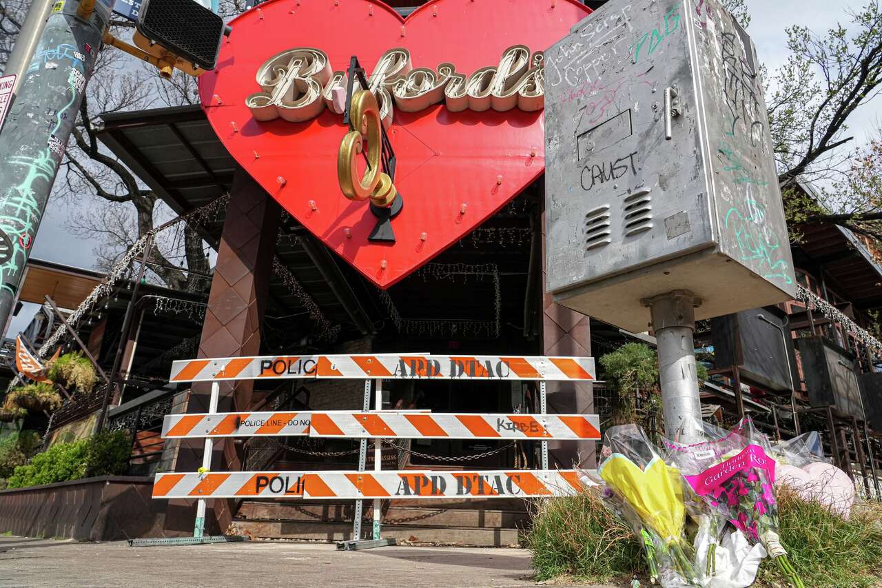Live updates: Police ID two killed in mass shooting; 3rd victim to be ...