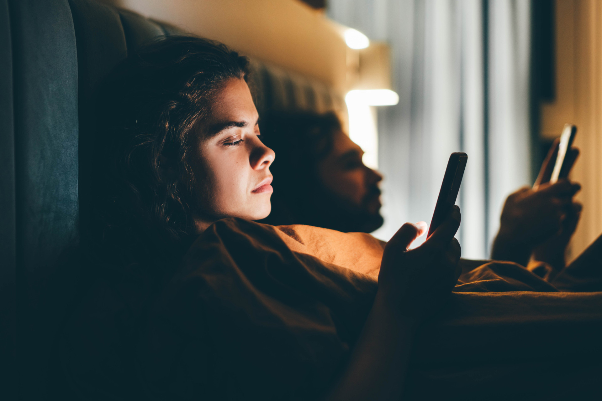 How to spend less time on social media and more time enjoying life