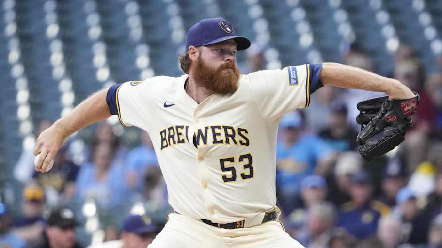 Brandon Woodruff shares key reason for returning to Brewers