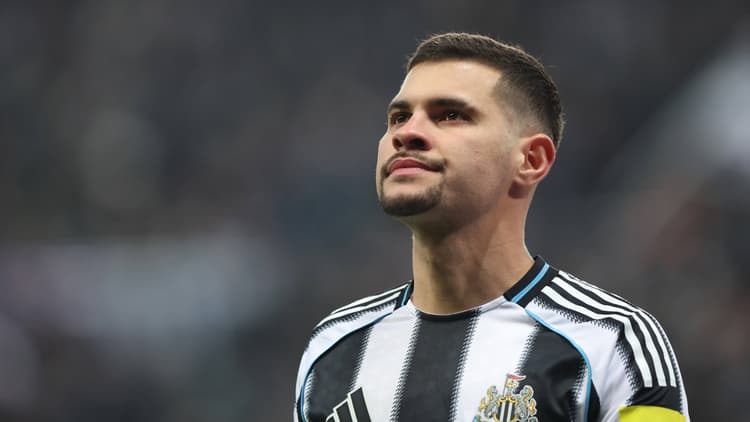 Man Utd transfer news: Red Devils ready to pay €92m for Premier League ...