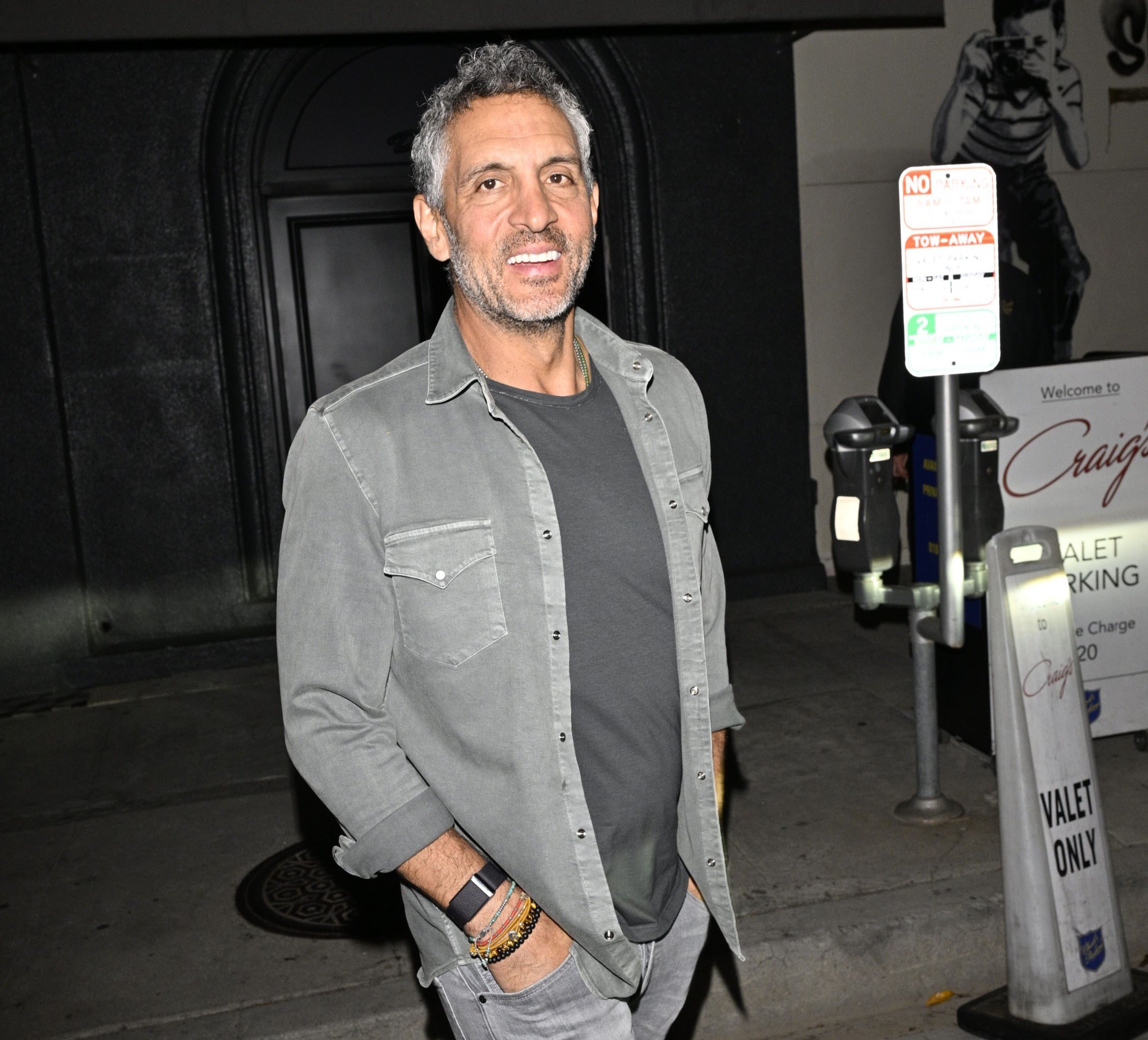 Mauricio Umansky’s sister sues their father’s ex-girlfriend, alleging ...
