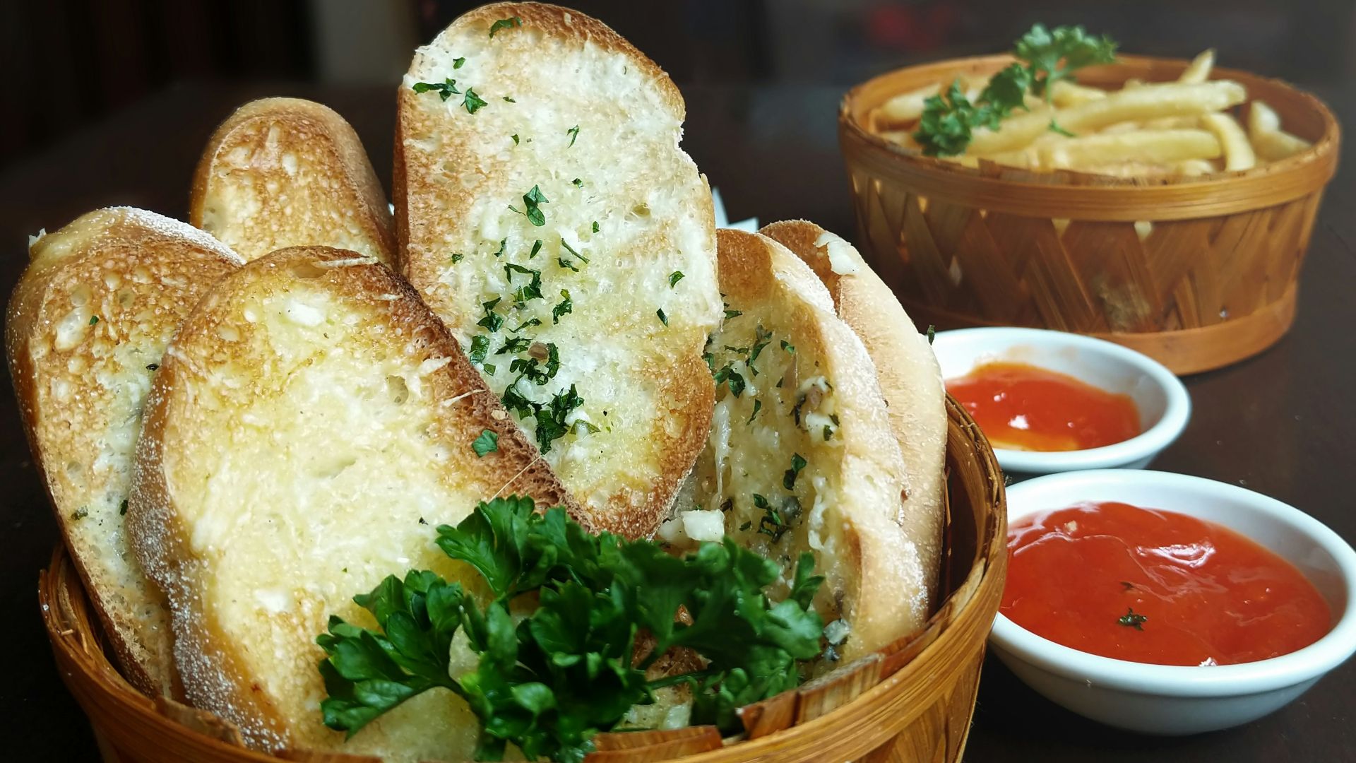 10 restaurant appetizers that never steal the show & 10 that always do