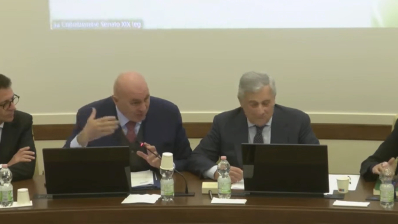 Dubai, Crosetto: "Avro' sbagliato a restare li', ma c'erano i miei figli"