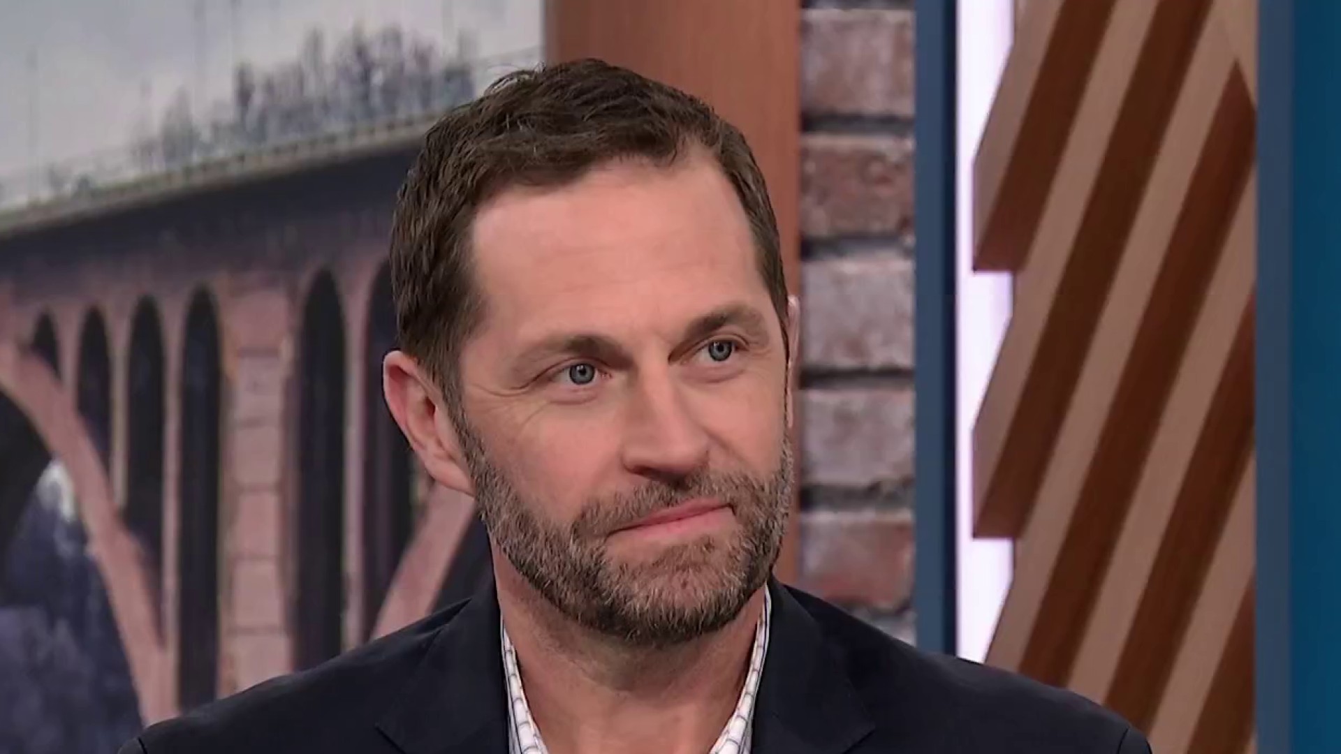 ‘He did it at Mar-a-Lago’: Veteran, Rep. Jason Crowe slams Trump for ...