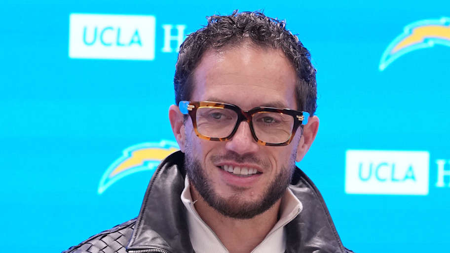 Chargers can now officially reunite Mike McDaniel with polarizing ...
